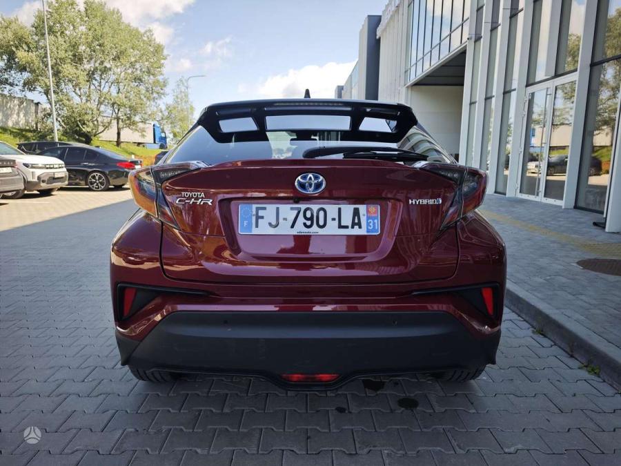 Красный Тойота C-HR 2019 в Вильнюс, объемом двигателя 1.80 л и пробегом 161 тыс. км за 17800 €, фото 10 на AUTOMOTO.COM.LV