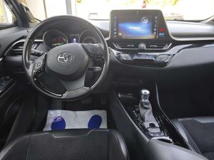Красный Тойота C-HR 2019 в Вильнюс, объемом двигателя 1.80 л и пробегом 161 тыс. км за 17800 €, фото 22 на AUTOMOTO.COM.LV