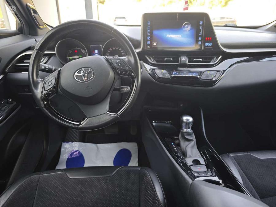 Красный Тойота C-HR 2019 в Вильнюс, объемом двигателя 1.80 л и пробегом 161 тыс. км за 17800 €, фото 22 на AUTOMOTO.COM.LV