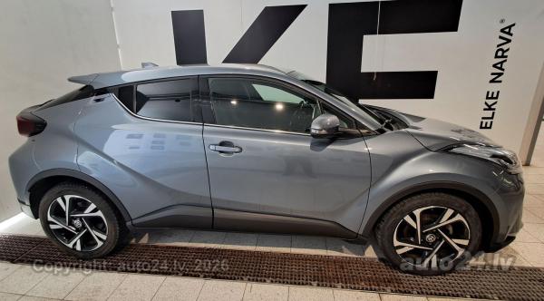 Toyota C-HR 2023 Narva, ar dzinēja tilpumu 1.80 L un nobraukumu 51 tūkst. km par 22790 €, foto 4 vietnē AUTOMOTO.COM.LV