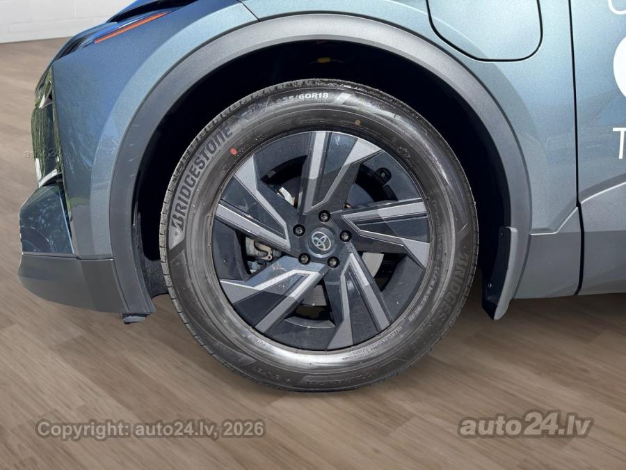 Тойота C-HR 2026 в Пайде, объемом двигателя 0.00 л и пробегом 5 тыс. км за 44490 €, фото 16 на AUTOMOTO.COM.LV