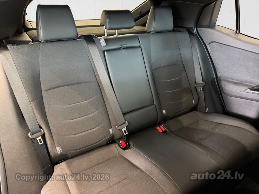 Toyota C-HR 2026 in Parnu, with an engine capacity of 0.00 L and mileage of 8 thousand km for 44500 €, photo 8 on AUTOMOTO.COM.LV