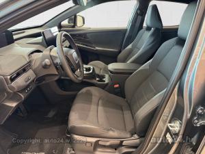 Toyota C-HR 2026 in Parnu, with an engine capacity of 0.00 L and mileage of 8 thousand km for 44500 €, photo 12 on AUTOMOTO.COM.LV