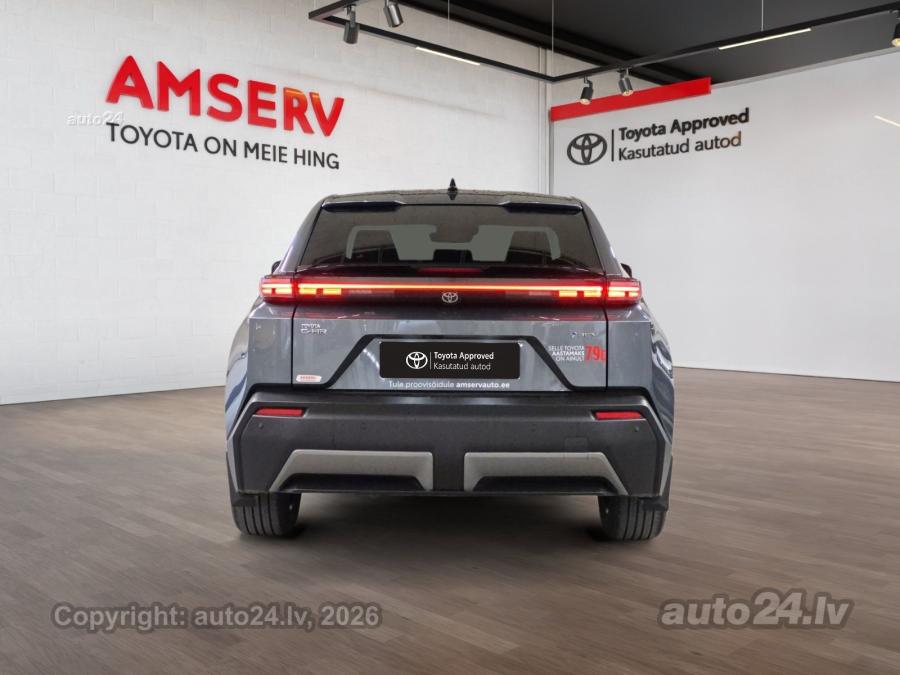 Toyota C-HR 2026 Tallina, ar dzinēja tilpumu 0.00 L un nobraukumu 13 tūkst. km par 44490 €, foto 5 vietnē AUTOMOTO.COM.LV