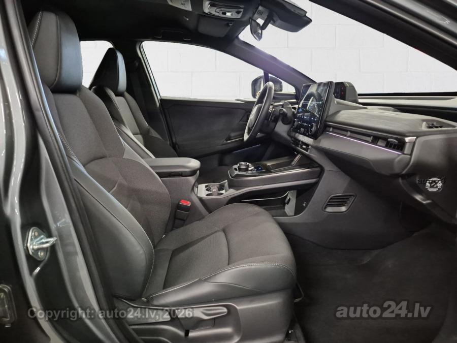 Toyota C-HR 2026 Tallina, ar dzinēja tilpumu 0.00 L un nobraukumu 13 tūkst. km par 44490 €, foto 7 vietnē AUTOMOTO.COM.LV