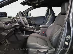 Toyota C-HR 2026 Tallina, ar dzinēja tilpumu 0.00 L un nobraukumu 13 tūkst. km par 44490 €, foto 12 vietnē AUTOMOTO.COM.LV