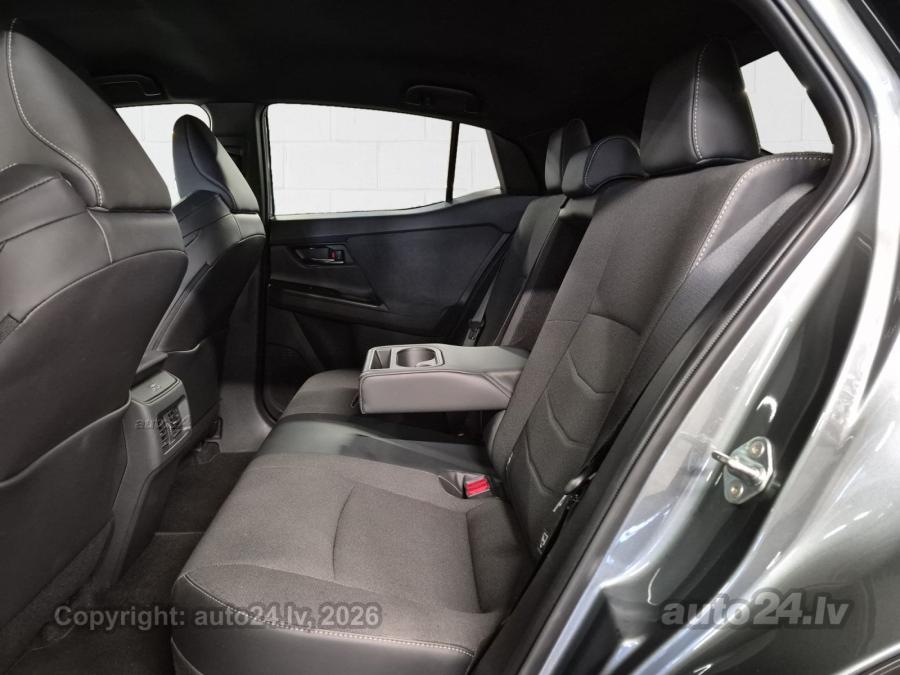Toyota C-HR 2026 Tallina, ar dzinēja tilpumu 0.00 L un nobraukumu 13 tūkst. km par 44490 €, foto 20 vietnē AUTOMOTO.COM.LV