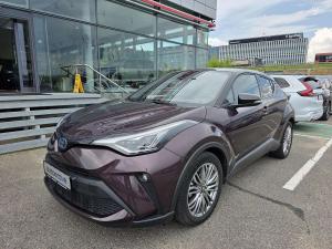 Violet Toyota C-HR 2022 in Vilnius, with an engine capacity of 1.99 L and mileage of 95 thousand km for 21999 €, photo  on AUTOMOTO.COM.LV