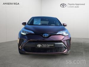 Violets Toyota C-HR 2022 Rīga, ar dzinēja tilpumu 1.80 L un nobraukumu 80 tūkst. km par 20900 €, foto 6 vietnē AUTOMOTO.COM.LV