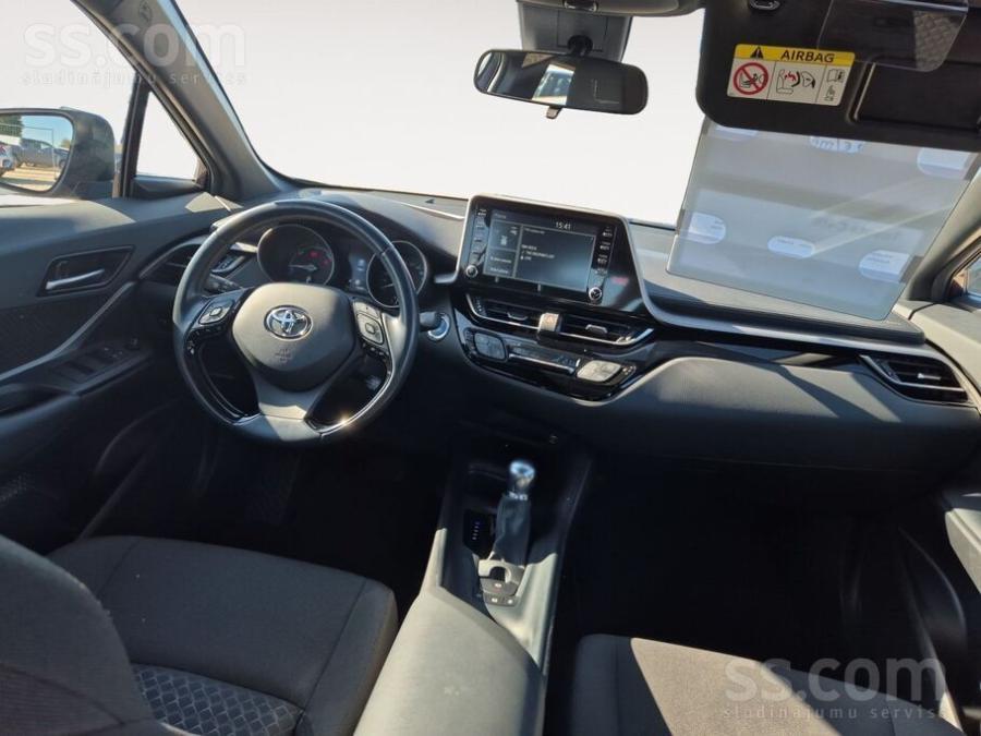 Violets Toyota C-HR 2022 Rīga, ar dzinēja tilpumu 1.80 L un nobraukumu 80 tūkst. km par 20900 €, foto 9 vietnē AUTOMOTO.COM.LV