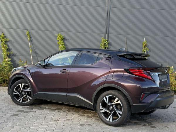 Фиолетовый Тойота C-HR 2022 в Вильнюс, объемом двигателя 1.80 л и пробегом 141 тыс. км за 18999 €, фото 6 на AUTOMOTO.COM.LV