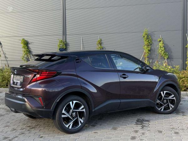 Фиолетовый Тойота C-HR 2022 в Вильнюс, объемом двигателя 1.80 л и пробегом 141 тыс. км за 18999 €, фото 8 на AUTOMOTO.COM.LV