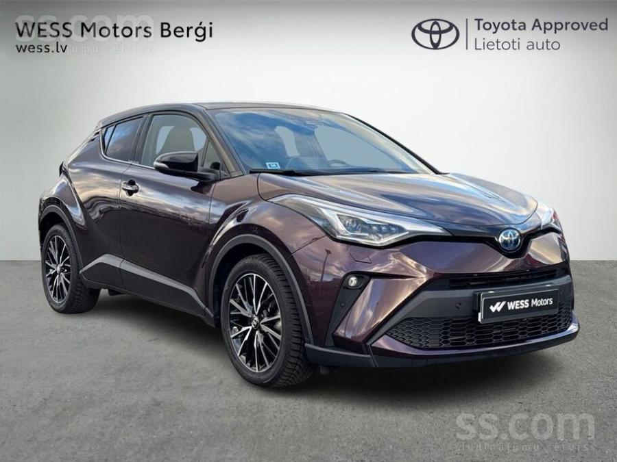 Violet Toyota C-HR 2023 in Riga, with an engine capacity of 1.80 L and mileage of 20 thousand km for 30990 €, photo 26 on AUTOMOTO.COM.LV