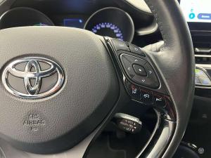 Violets Toyota C-HR 2023 Panevēža, ar dzinēja tilpumu 1.80 L un nobraukumu 51 tūkst. km par 23500 €, foto 21 vietnē AUTOMOTO.COM.LV