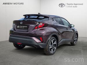 Фиолетовый Тойота C-HR 2023 в Рига, объемом двигателя 1.80 л и пробегом 43 тыс. км за 24900 €, фото 3 на AUTOMOTO.COM.LV