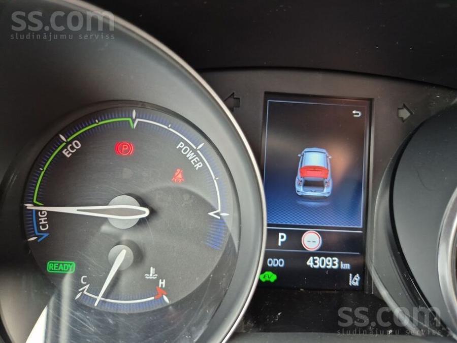 Фиолетовый Тойота C-HR 2023 в Рига, объемом двигателя 1.80 л и пробегом 43 тыс. км за 24900 €, фото 14 на AUTOMOTO.COM.LV