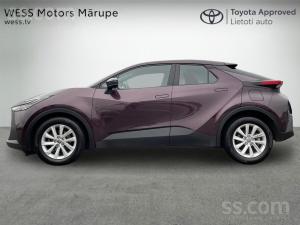 Violets Toyota C-HR 2024 Rīga, ar dzinēja tilpumu 1.80 L un nobraukumu 30 tūkst. km par 28990 €, foto 3 vietnē AUTOMOTO.COM.LV