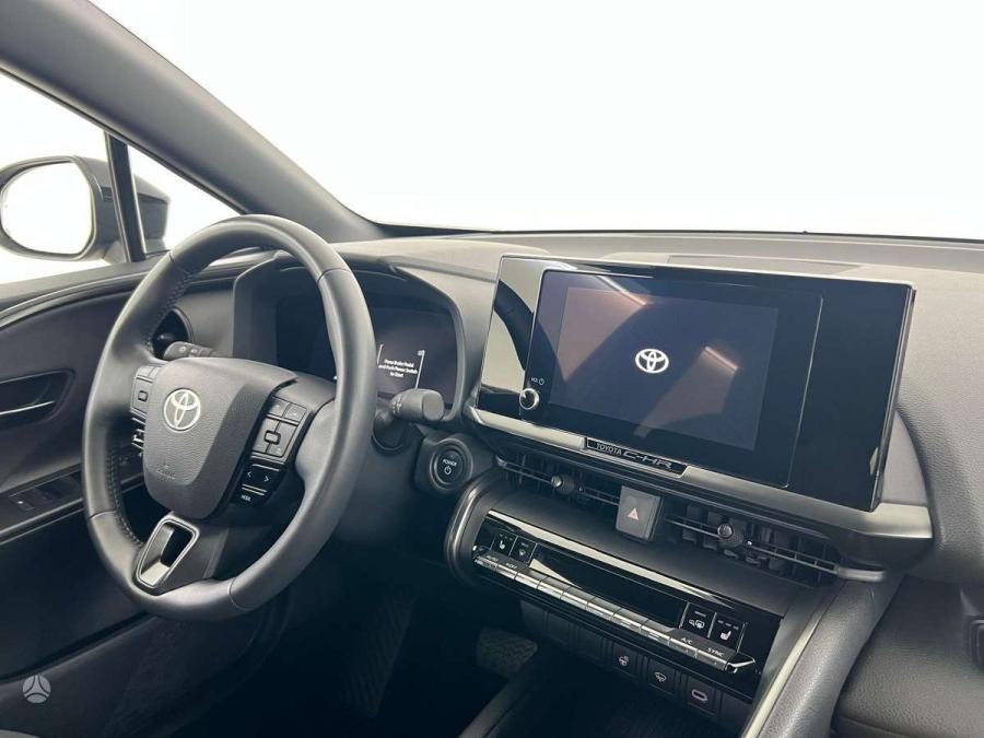 Фиолетовый Тойота C-HR 2024 в Вильнюс, объемом двигателя 1.80 л и пробегом 67 тыс. км за 27900 €, фото 15 на AUTOMOTO.COM.LV