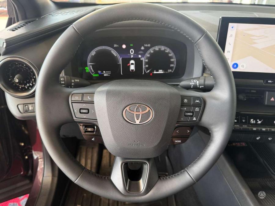 Violet Toyota C-HR 2024 in Siauliai, with an engine capacity of 1.99 L and mileage of 9 thousand km for 32900 €, photo 19 on AUTOMOTO.COM.LV