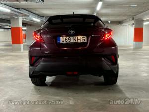 Фиолетовый Тойота C-HR 2022 в Таллин, объемом двигателя 1.80 л и пробегом 50 тыс. км за 25500 €, фото 4 на AUTOMOTO.COM.LV