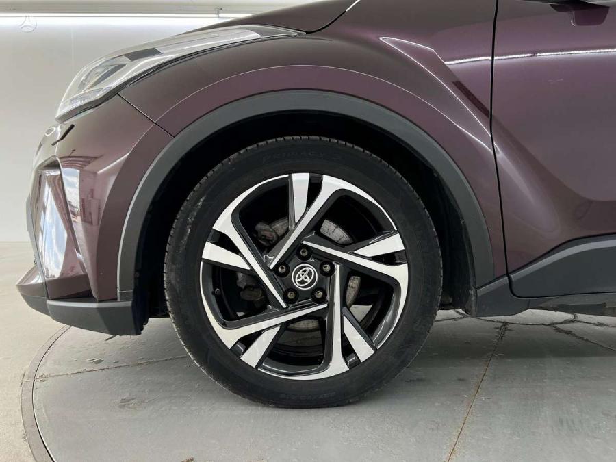 Фиолетовый Тойота C-HR 2023 в Вильнюс, объемом двигателя 1.80 л и пробегом 104 тыс. км за 23900 €, фото 16 на AUTOMOTO.COM.LV
