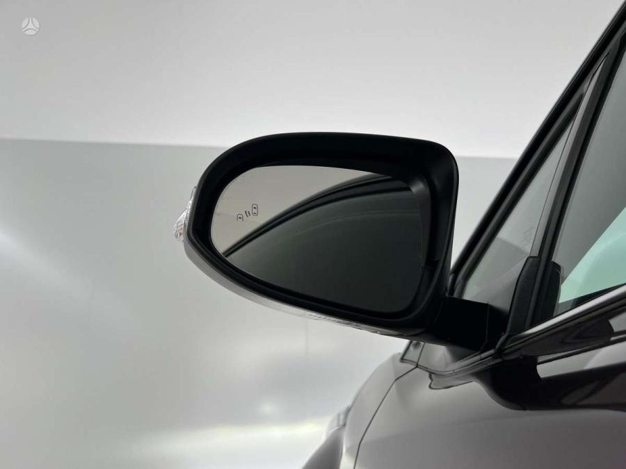 Фиолетовый Тойота C-HR 2023 в Вильнюс, объемом двигателя 1.80 л и пробегом 104 тыс. км за 23900 €, фото 26 на AUTOMOTO.COM.LV