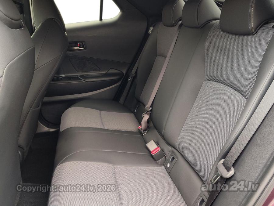 Фиолетовый Тойота C-HR 2024 в Таллин, объемом двигателя 1.80 л и пробегом 16 тыс. км за 33995 €, фото 20 на AUTOMOTO.COM.LV