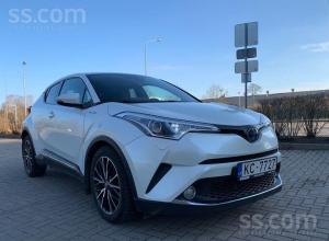 White Toyota C-HR 2017 in Riga, with an engine capacity of 1.80 L and mileage of 0 thousand km for 22900 €, photo 4 on AUTOMOTO.COM.LV