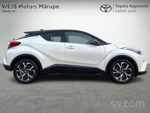 White Toyota C-HR 2017 in Riga, with an engine capacity of 1.20 L and mileage of 119 thousand km for 14990 €, photo 16 on AUTOMOTO.COM.LV
