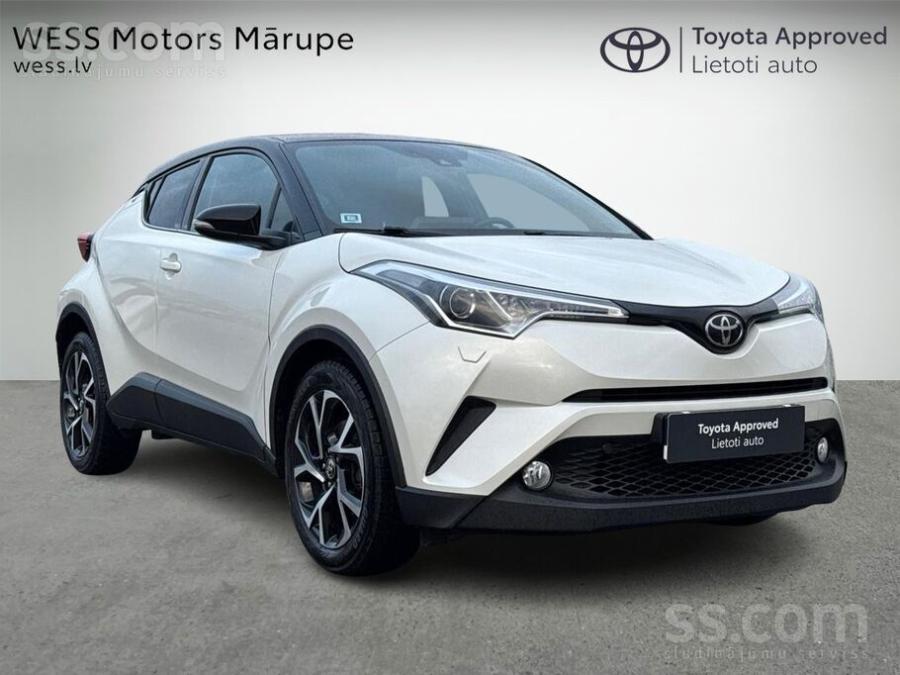 White Toyota C-HR 2017 in Riga, with an engine capacity of 1.20 L and mileage of 119 thousand km for 14990 €, photo 18 on AUTOMOTO.COM.LV