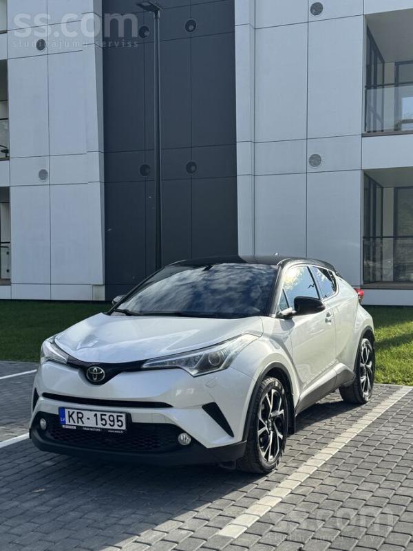 Balts Toyota C-HR 2017 Jūrmala, ar dzinēja tilpumu 1.20 L un nobraukumu 98 tūkst. km par 16500 €, foto 1 vietnē AUTOMOTO.COM.LV