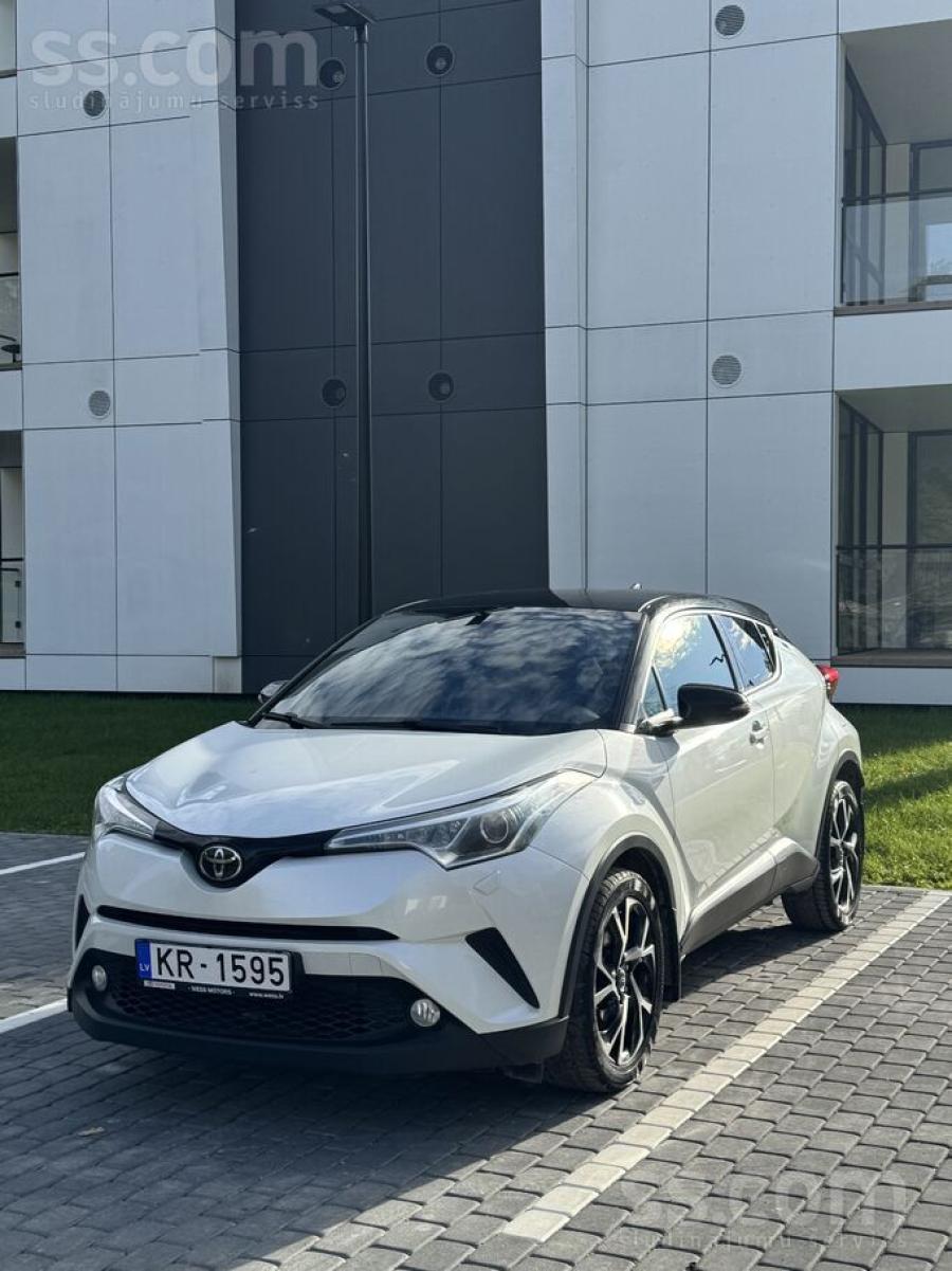 Белый Тойота C-HR 2017 в Юрмала, объемом двигателя 1.20 л и пробегом 98 тыс. км за 16500 €, фото 1 на AUTOMOTO.COM.LV