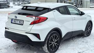 Balts Toyota C-HR 2017 Šauļi, ar dzinēja tilpumu 1.80 L un nobraukumu 195 tūkst. km par 14500 €, foto 4 vietnē AUTOMOTO.COM.LV
