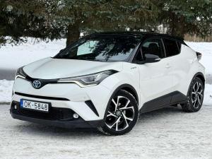 Белый Тойота C-HR 2017 в Шяуляй, объемом двигателя 1.80 л и пробегом 111 тыс. км за 16450 €, фото  на AUTOMOTO.COM.LV