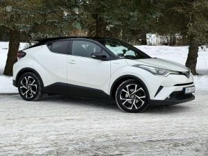 Белый Тойота C-HR 2017 в Шяуляй, объемом двигателя 1.80 л и пробегом 111 тыс. км за 16450 €, фото 10 на AUTOMOTO.COM.LV