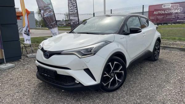 Balts Toyota C-HR 2017 Marijampole, ar dzinēja tilpumu 1.80 L un nobraukumu 219 tūkst. km par 14500 €, foto 1 vietnē AUTOMOTO.COM.LV