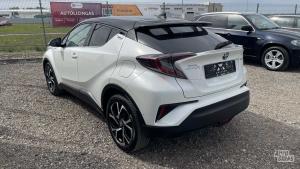 White Toyota C-HR 2017 in Marijampole, with an engine capacity of 1.80 L and mileage of 219 thousand km for 14500 €, photo 11 on AUTOMOTO.COM.LV