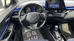 White Toyota C-HR 2017 in Marijampole, with an engine capacity of 1.80 L and mileage of 219 thousand km for 14500 €, photo 17 on AUTOMOTO.COM.LV
