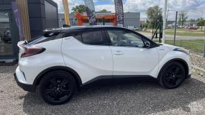 Balts Toyota C-HR 2017 Marijampole, ar dzinēja tilpumu 1.80 L un nobraukumu 139 tūkst. km par 15990 €, foto 5 vietnē AUTOMOTO.COM.LV
