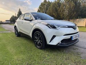 Белый Тойота C-HR 2017 в Каунас, объемом двигателя 1.80 л и пробегом 157 тыс. км за 16499 €, фото 3 на AUTOMOTO.COM.LV