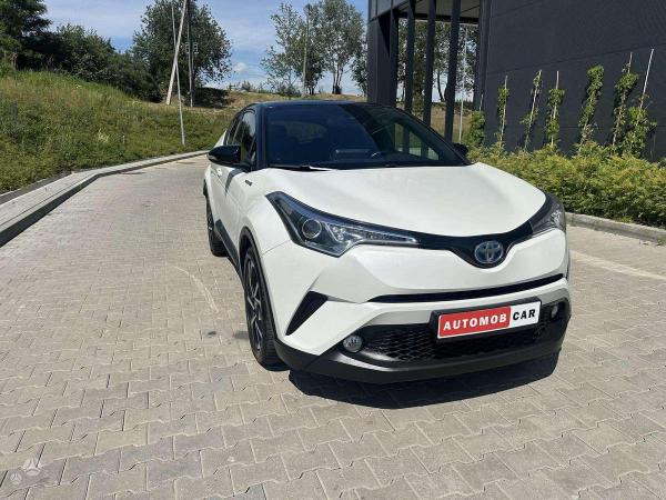 Balts Toyota C-HR 2017 Viļņa, ar dzinēja tilpumu 1.80 L un nobraukumu 178 tūkst. km par 16250 €, foto 4 vietnē AUTOMOTO.COM.LV