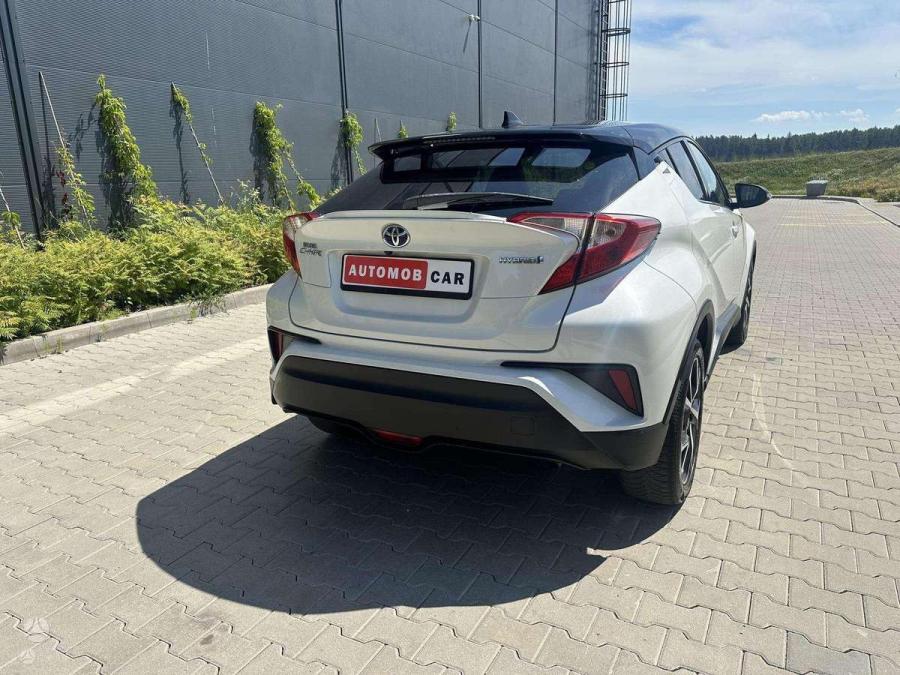 Balts Toyota C-HR 2017 Viļņa, ar dzinēja tilpumu 1.80 L un nobraukumu 178 tūkst. km par 16250 €, foto 13 vietnē AUTOMOTO.COM.LV