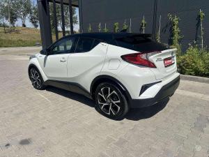Balts Toyota C-HR 2017 Viļņa, ar dzinēja tilpumu 1.80 L un nobraukumu 178 tūkst. km par 16250 €, foto 17 vietnē AUTOMOTO.COM.LV
