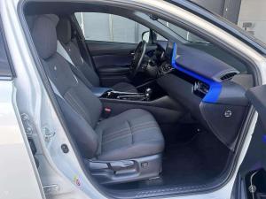 Balts Toyota C-HR 2017 Viļņa, ar dzinēja tilpumu 1.80 L un nobraukumu 178 tūkst. km par 16250 €, foto 32 vietnē AUTOMOTO.COM.LV