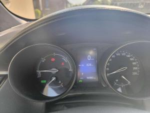White Toyota C-HR 2017 in Klaipeda, with an engine capacity of 1.80 L and mileage of 165 thousand km for 17000 €, photo 10 on AUTOMOTO.COM.LV