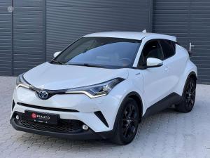 White Toyota C-HR 2017 in Utena, with an engine capacity of 1.80 L and mileage of 149 thousand km for 15700 €, photo  on AUTOMOTO.COM.LV