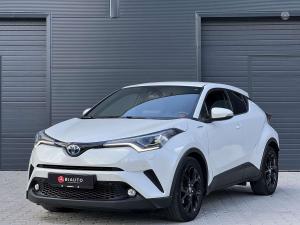 Белый Тойота C-HR 2017 в Утена, объемом двигателя 1.80 л и пробегом 149 тыс. км за 15700 €, фото 4 на AUTOMOTO.COM.LV