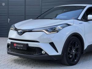 Белый Тойота C-HR 2017 в Утена, объемом двигателя 1.80 л и пробегом 149 тыс. км за 15700 €, фото 6 на AUTOMOTO.COM.LV