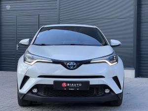 Белый Тойота C-HR 2017 в Утена, объемом двигателя 1.80 л и пробегом 149 тыс. км за 15700 €, фото 10 на AUTOMOTO.COM.LV