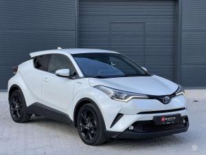 Белый Тойота C-HR 2017 в Утена, объемом двигателя 1.80 л и пробегом 149 тыс. км за 15700 €, фото 12 на AUTOMOTO.COM.LV